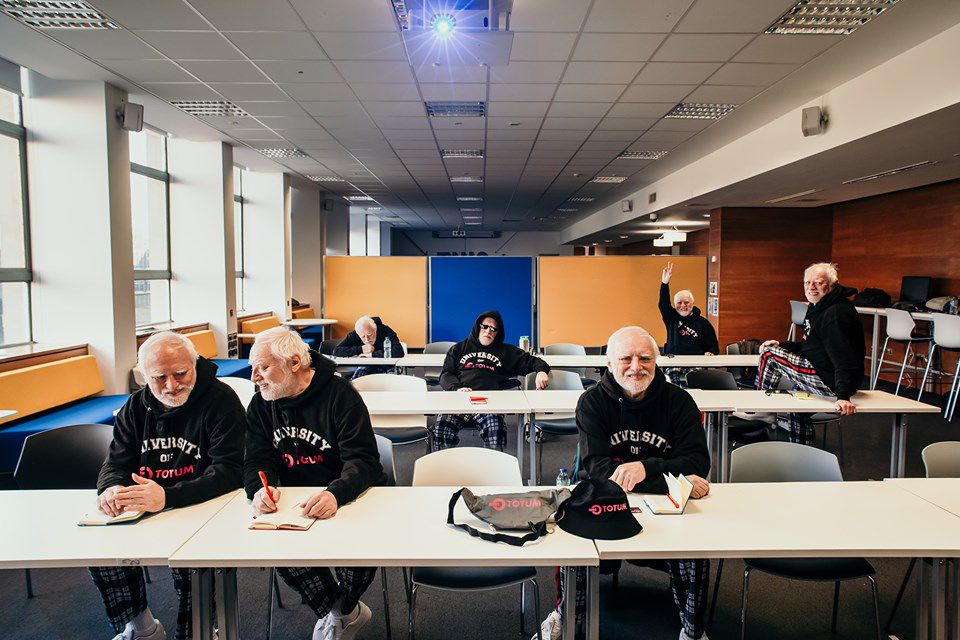Így hozd ki a legtöbbet az egyetemi évekből! - Hide the Pain Harold tippjei