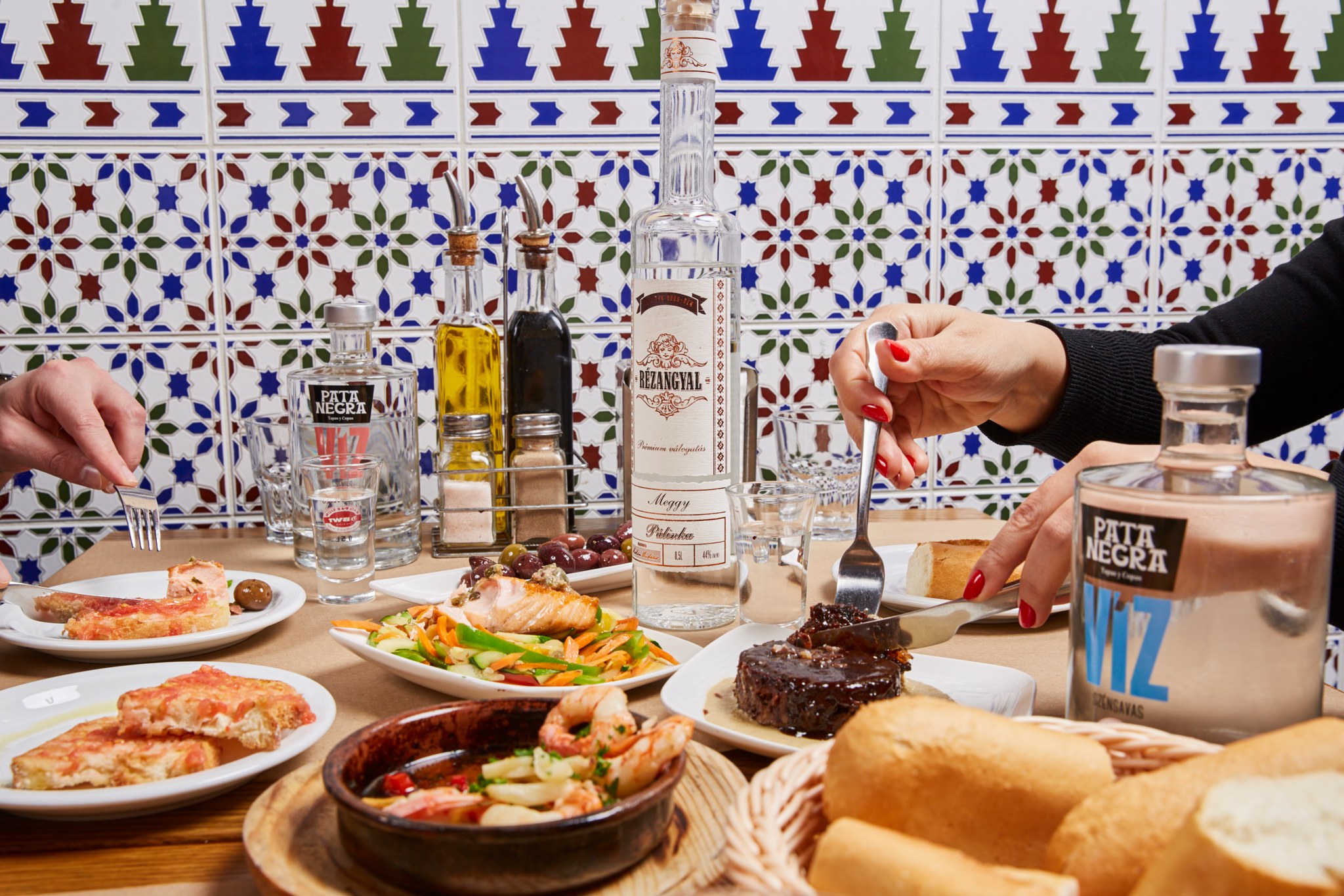 Szevasz tapas! - 7 tapasbár Budapesten, ahol autentikus spanyol ízekre ...