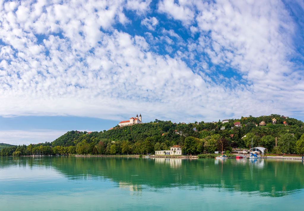 Karnyújtásnyi közelségben Veszprém és a Bakony-Balaton régiója