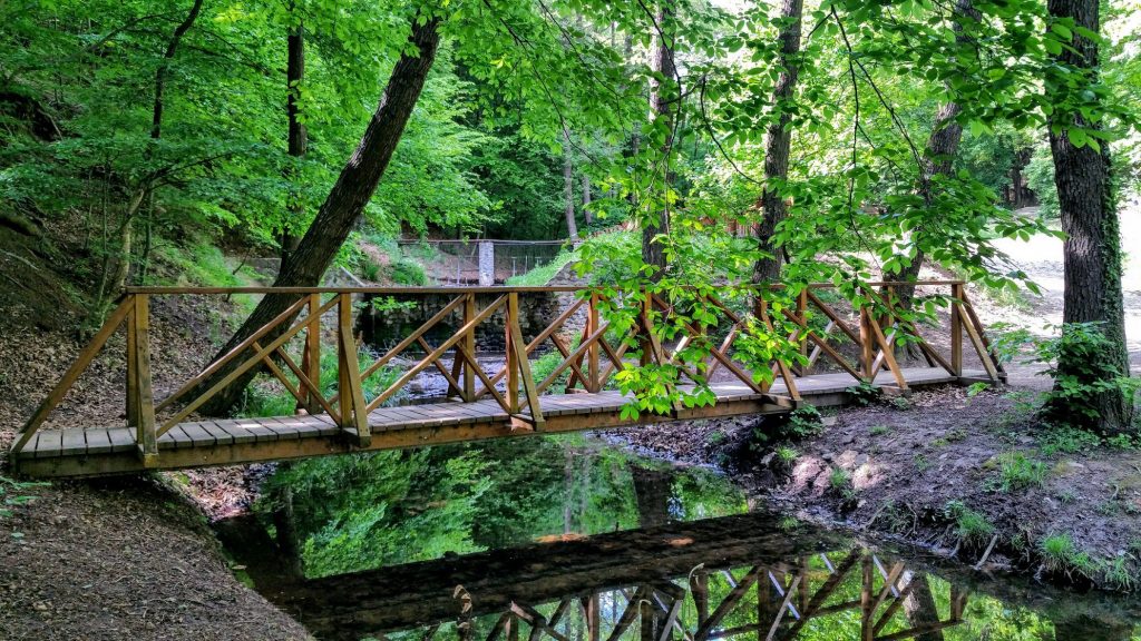8 lélegzetelállító völgy hazánkban, ami csodálatos színekben pompázik ...